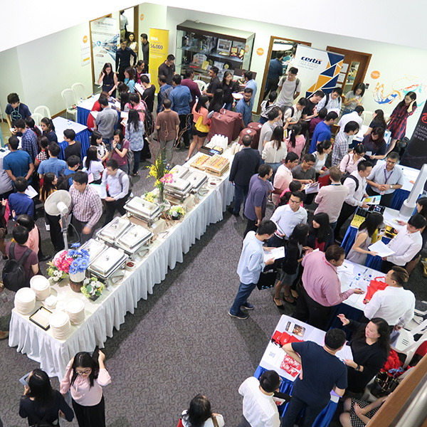 Annual Report 2017 - NUS ISS